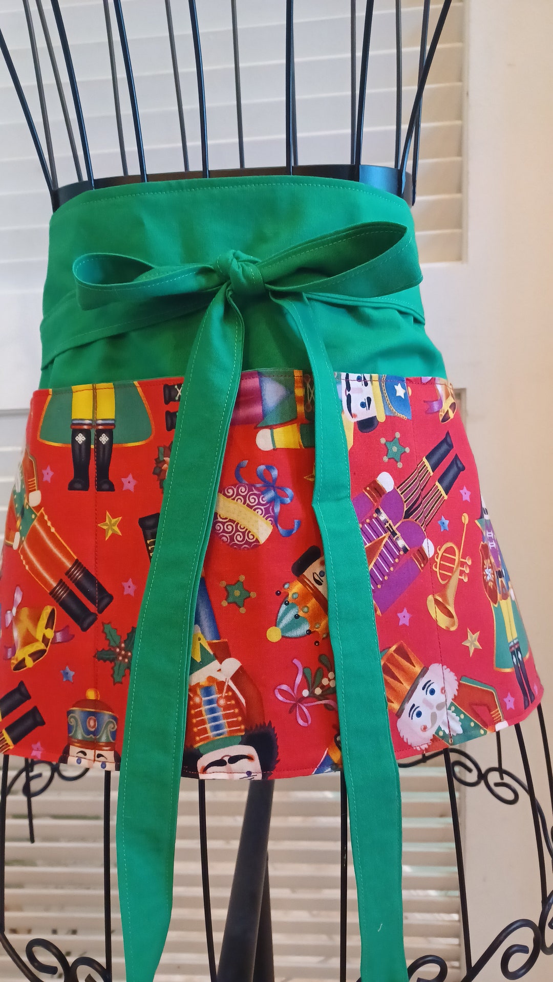 Nutcracker 3 Pocket Apron, Server Apron, Waitress Apron, Teacher Apron, Vendor Apron, Waist ...