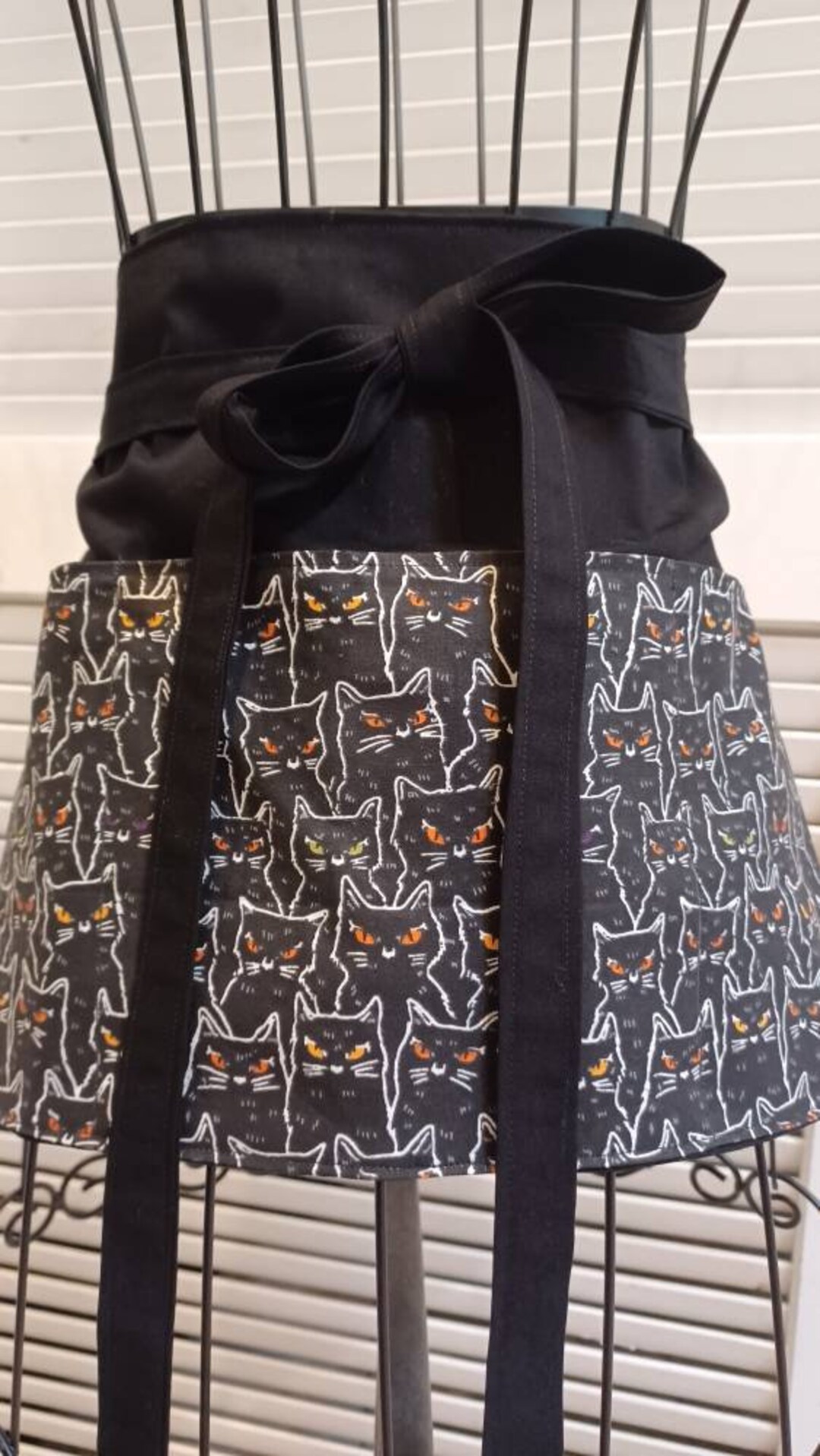 Black Cats 3 Pocket Waitress Teacher Server Vendor Half Waist Apron - Etsy