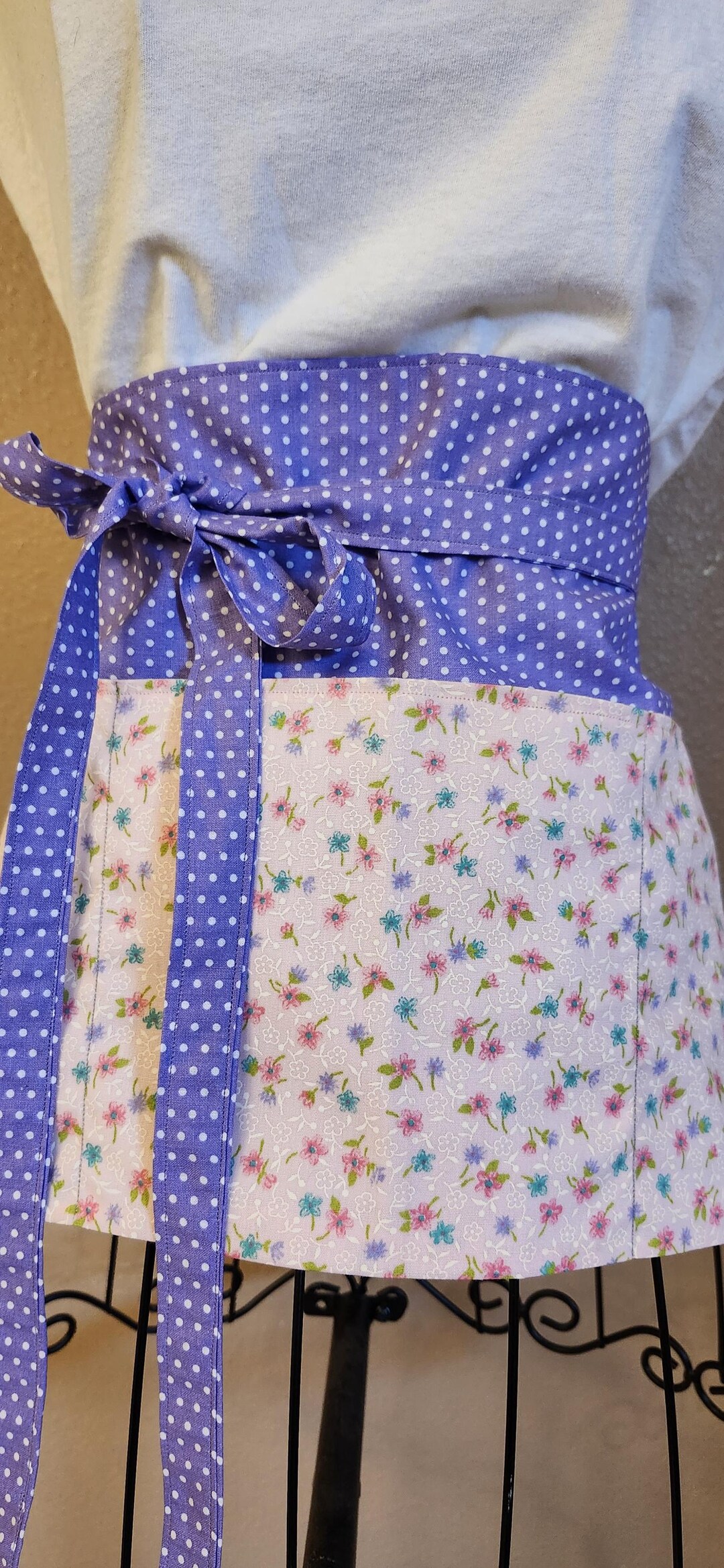 Dainty Pastel Floral 3 Pocket Apron, Server Apron, Vendor Apron ...