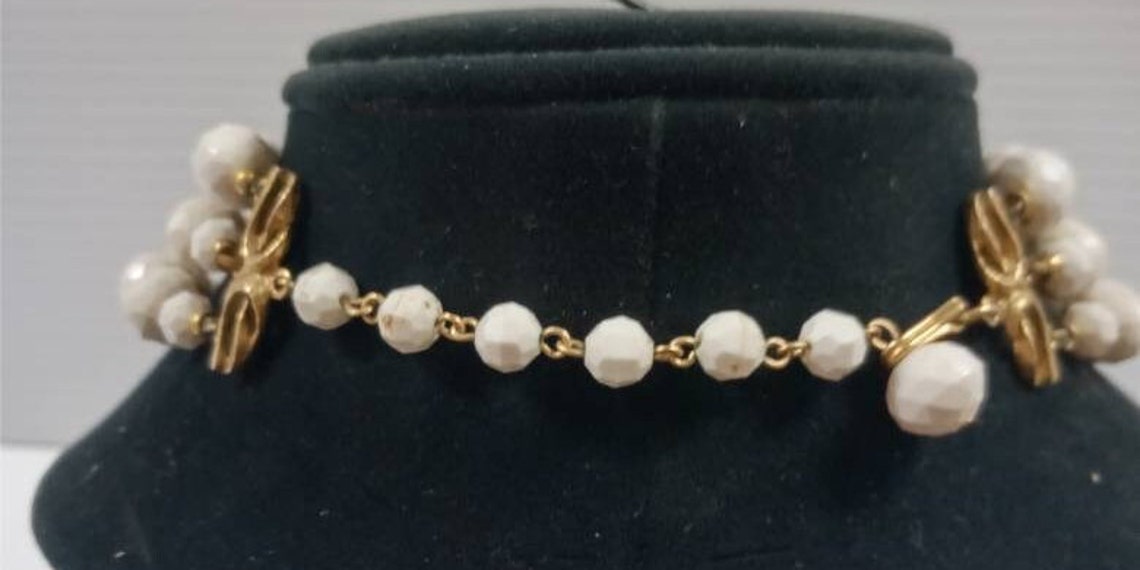 Vintage Deville 3 Strand Faux Pearl & Goldtone Necklace D1 B1 - Etsy