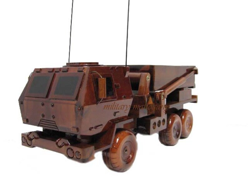 AN/TPQ-53 Q-53 Army Quick Reaction High Mobility Radar Counterfire ...