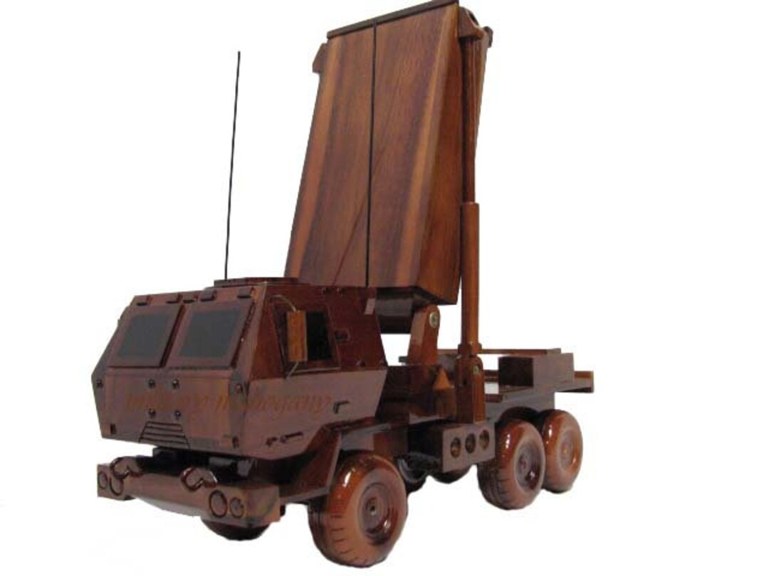 AN/TPQ-53 Q-53 Army Quick Reaction High Mobility Radar Counterfire ...