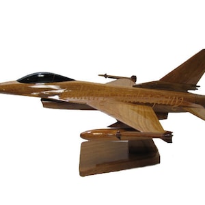 F-16 F-16C Falcon USAF Air Force Thunderbirds Demonstration Team ...