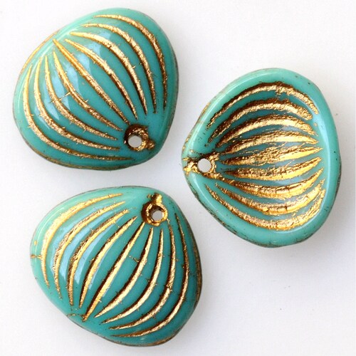 Scallop Shell Bead Czech Glass Shell Beads 15mm X 13mm - Etsy