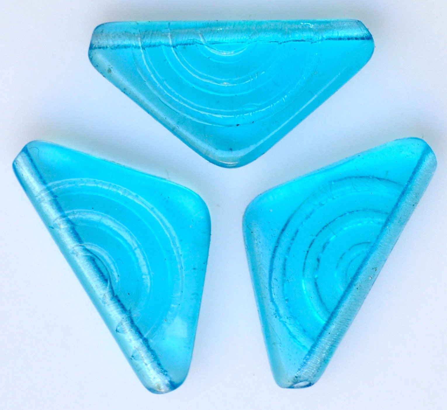 Large Czech Glass Triangle Shell Beads 30m X 15mm Glass - Etsy