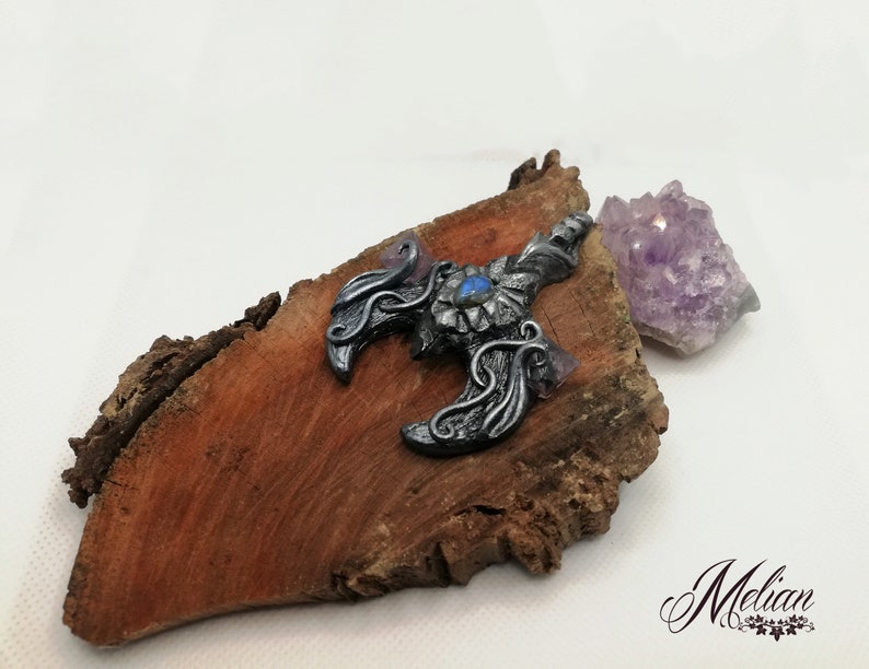 Warrior Moon Amulet Lunar Arrowhead Dark Elf Princess - Etsy