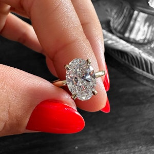 Lab Grown Oval Diamond Ring F/VS1 , 2 CT Oval Lab Diamond Engagement ...