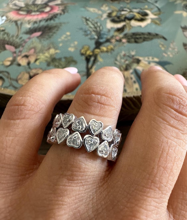 Heart Shaped Band / Heart Eternity Band / Heart Shaped Diamond Band ...