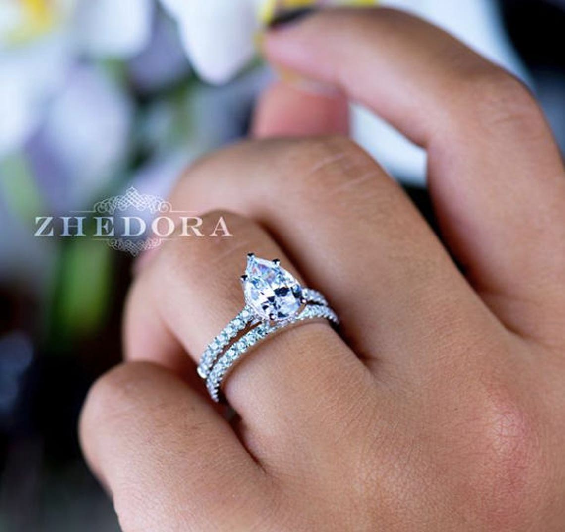 Pear Engagement Set in Solid 14k/18k White Gold Pear Shape - Etsy