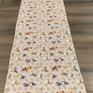 NEW Handmade REVERSIBLE Quilted Table Runner. Snoopy Christmas - Etsy