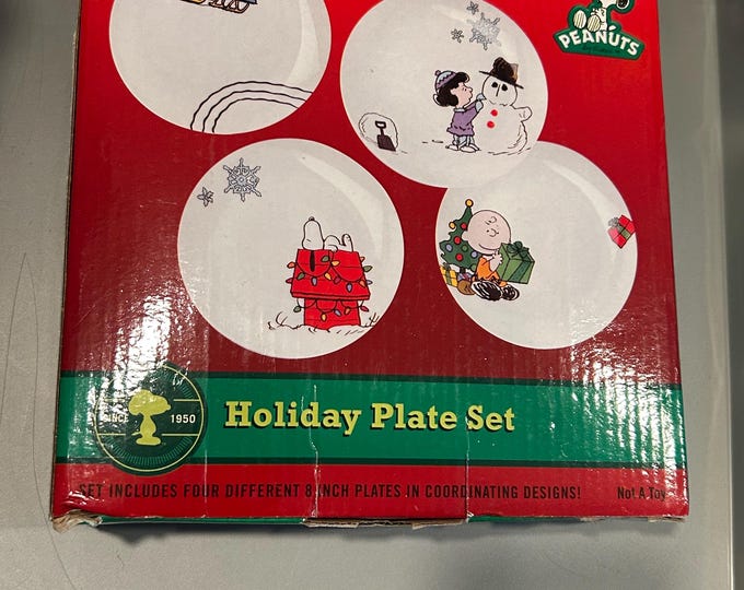Set of 4 Peanuts Christmas Plates, Snoopy Holiday Scene, Plastic - Etsy