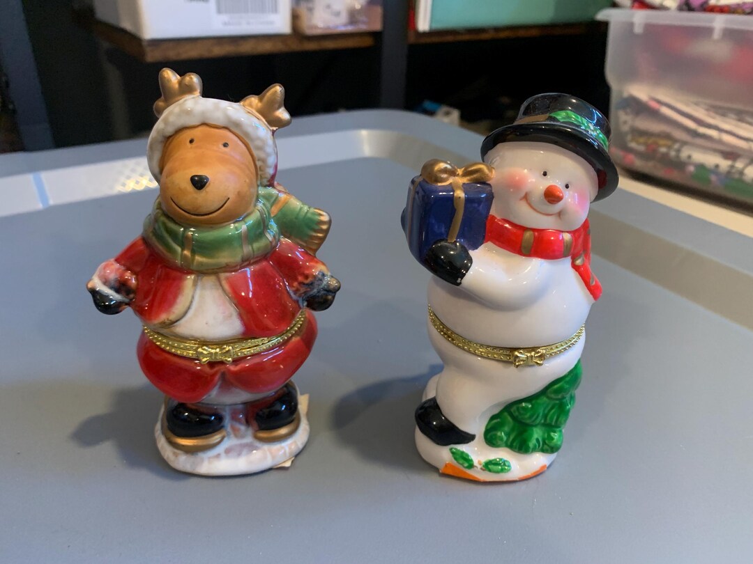 Set of Two Ceramic Hinged Trinket Box, Christmas Themed. Very Cute ...