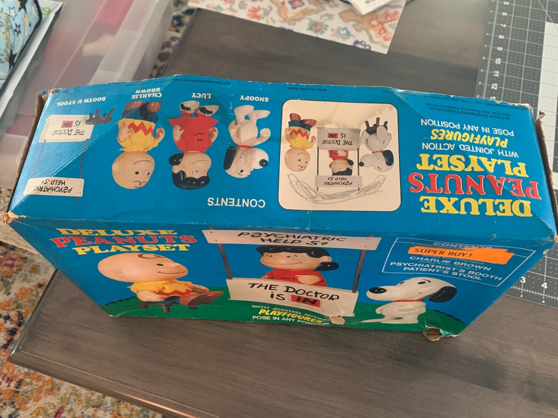 Deluxe Peanuts Playset: Jointed Snoopy, Charlie Brown, Lucy Figures - Etsy