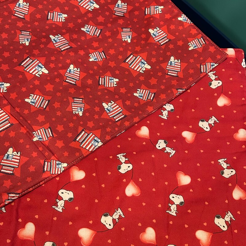 Snoopy Valentine Runner - Etsy