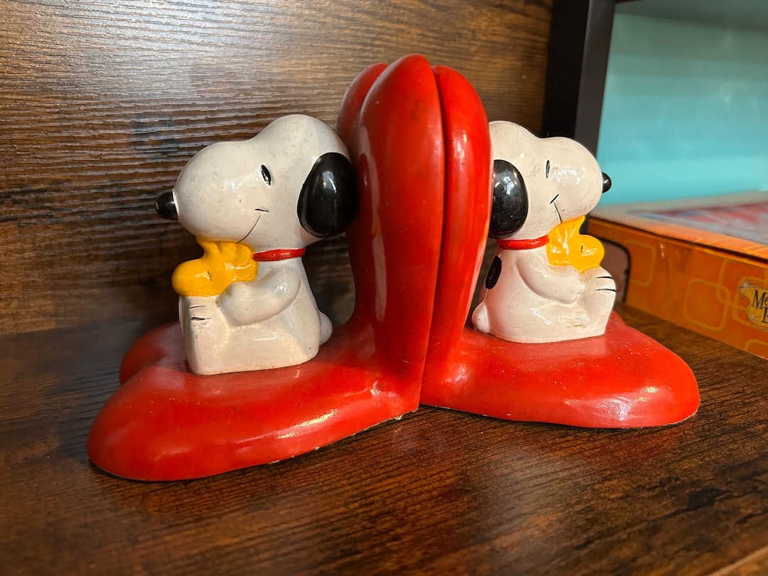 Vintage Snoopy Bookends, Heart Shape Book Ends, Peanuts, Snoopy ...