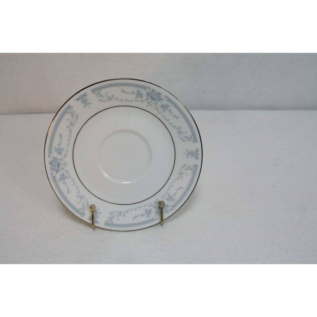 Sheffield Fine Porcelain China Blue Whisper Pattern White Saucer ...