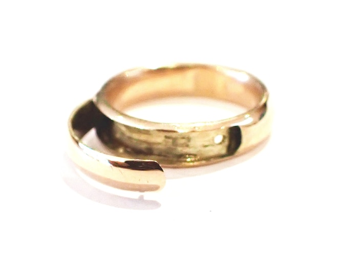 VICTORIAN Hidden Compartment Ring | Size UK L 1/2 US Tight 6 | 12ct ...