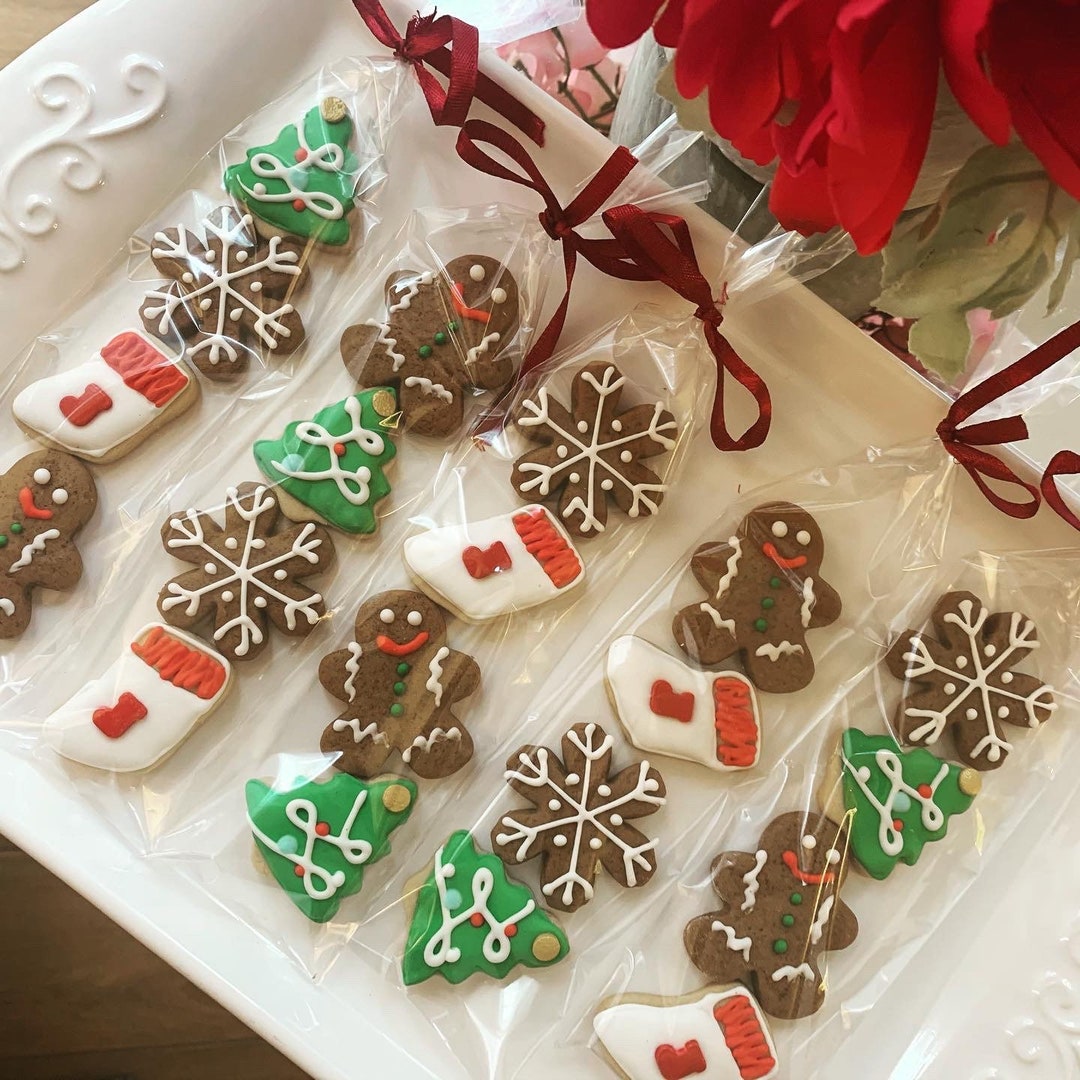 Mini Gingerbread Cookies - Gingerbread Man Christmas Cookies ...