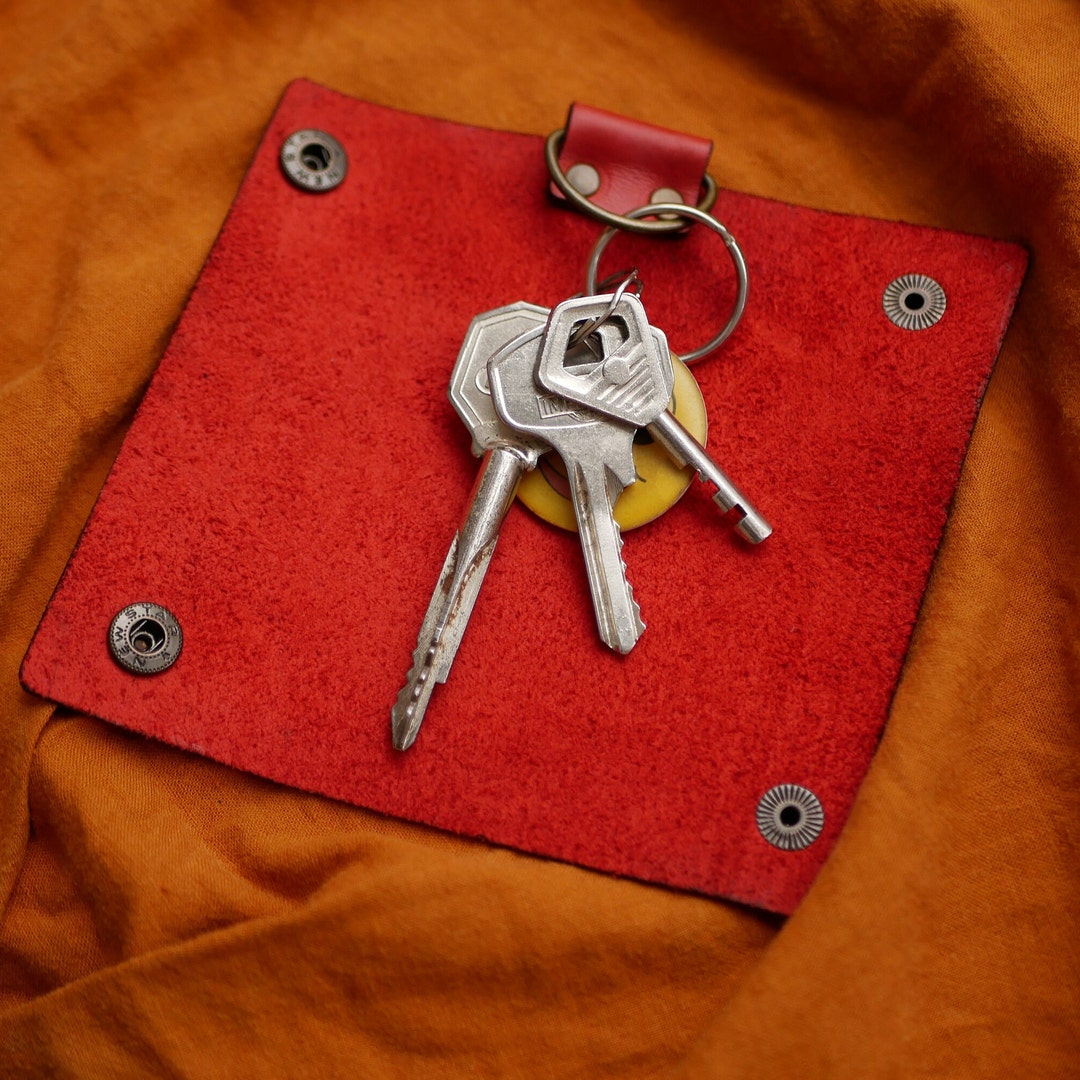 Personalized Leather Key Pouch, Leather Key Holder, Housewarming Gift ...