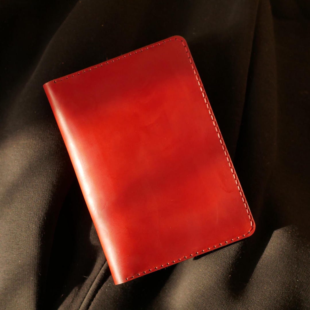 Hand Sewn Leather Kindle Paperwhite 11th Gen Case: Book Lover Gift - Etsy