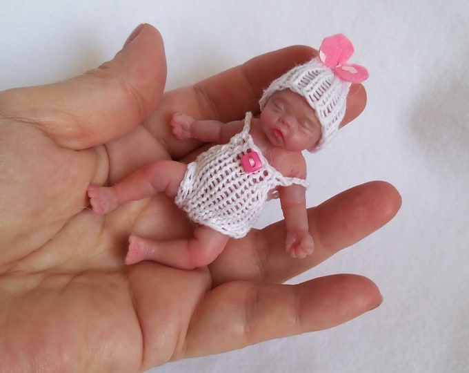 Mini Silicone Baby Doll 3 Inch Full Body Binki (8cm), Painted, Close ...