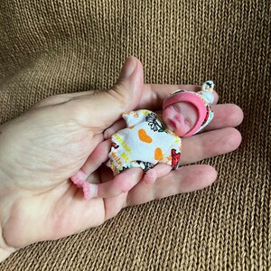 Mini Silicone Baby Doll 3 Inch Full Body Evie (8cm), Painted, Close ...