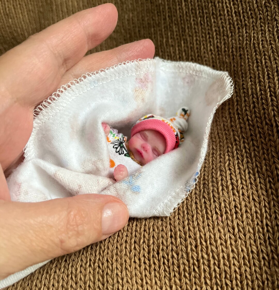 Mini Silicone Baby Doll 3 Inch Full Body Evie 8cm, Painted, Close Eyes ...