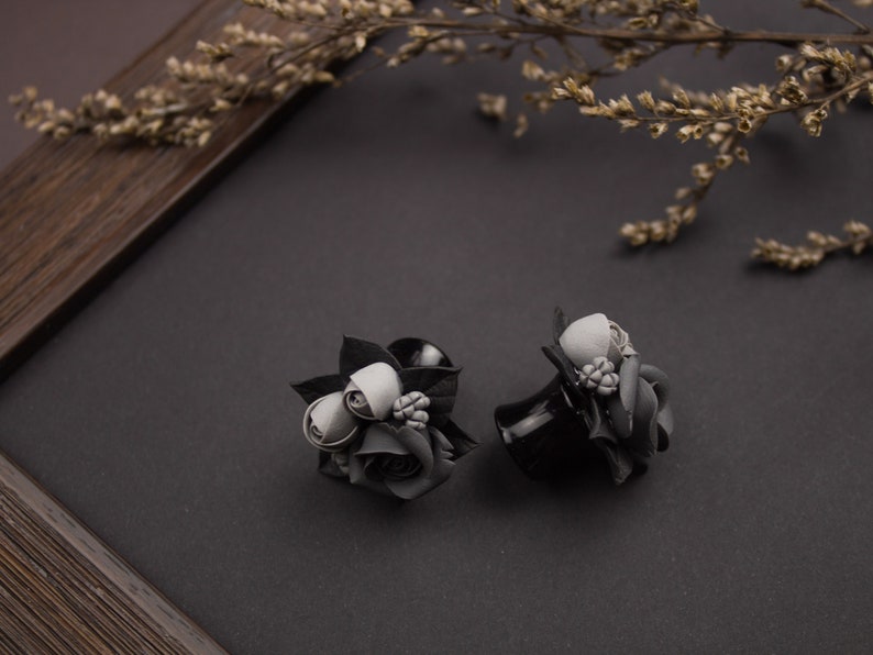12mm Plugs Earrings Black Flower Gauge Earring Gray Rose Plugs - Etsy