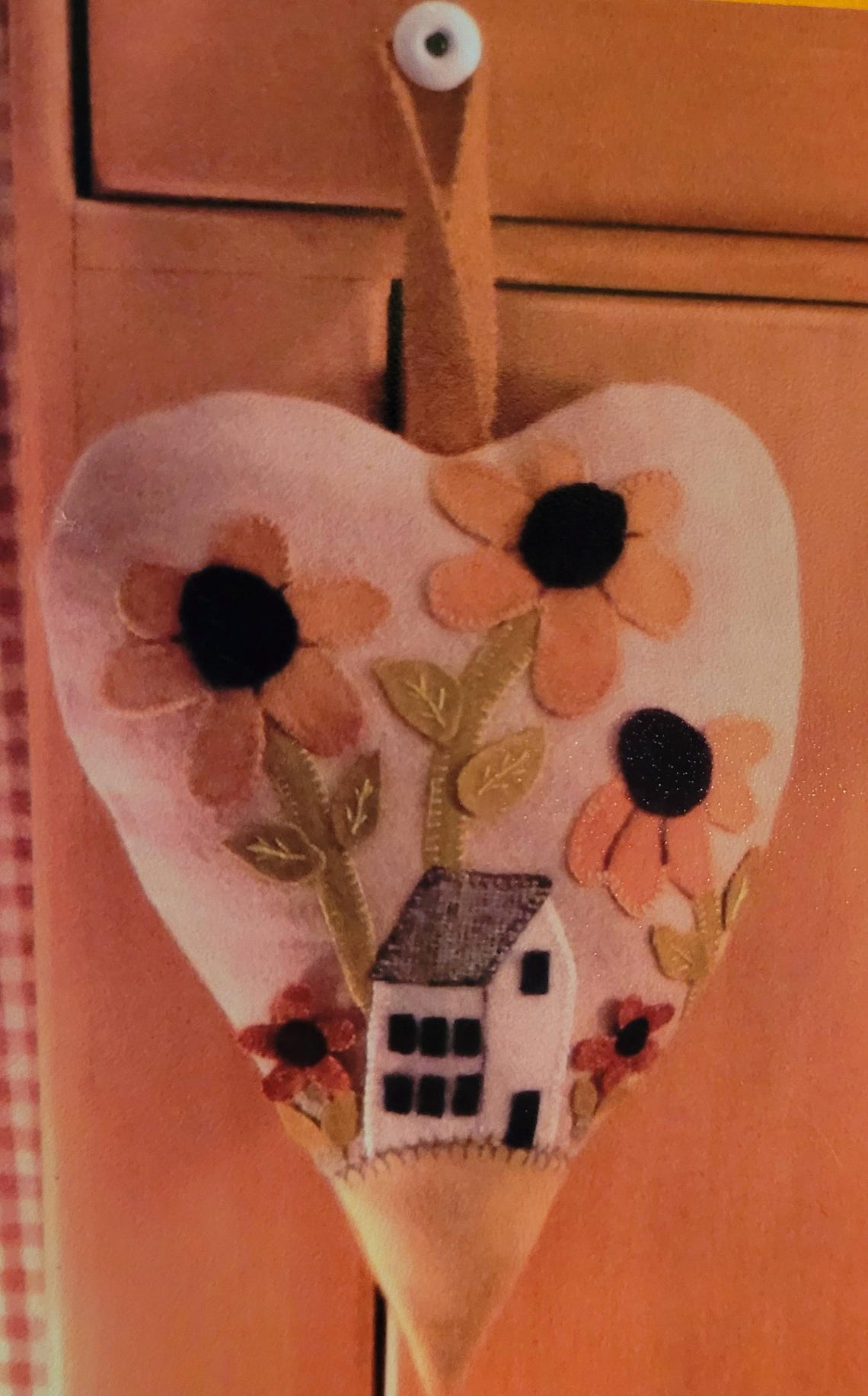 Wooly Heart Two Summer Wool Applique Pattern From Sunflower Fields ...