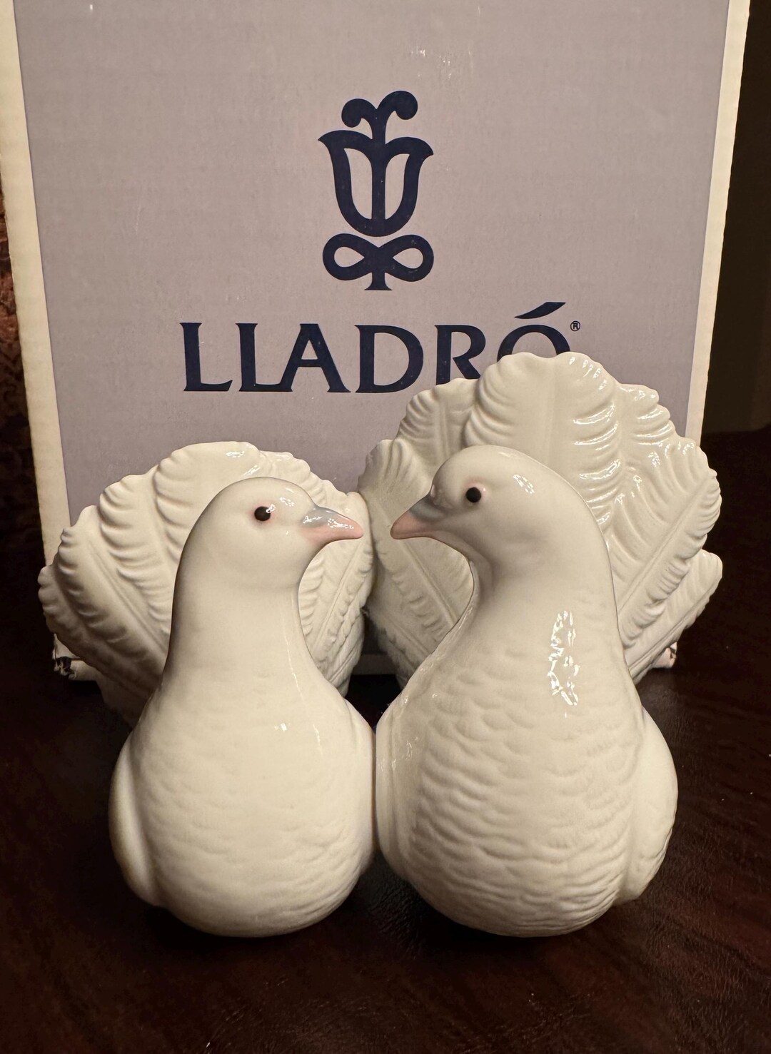 Lladro 1169 Couple of Doves. Kissing Doves. - Etsy