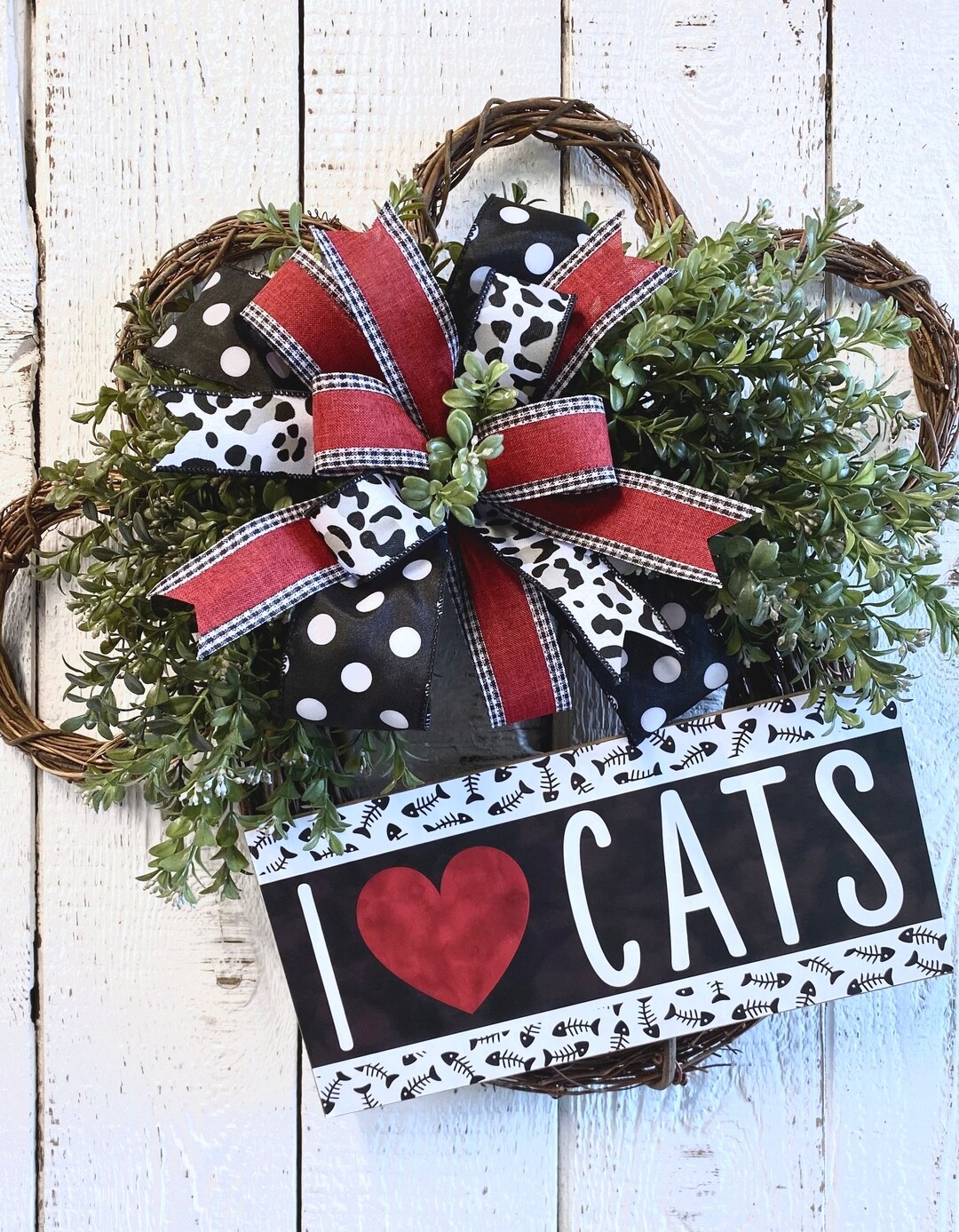 Paw Print Wreath, Cat Themed Decor, Animal Themed Door Hanger, Cat ...