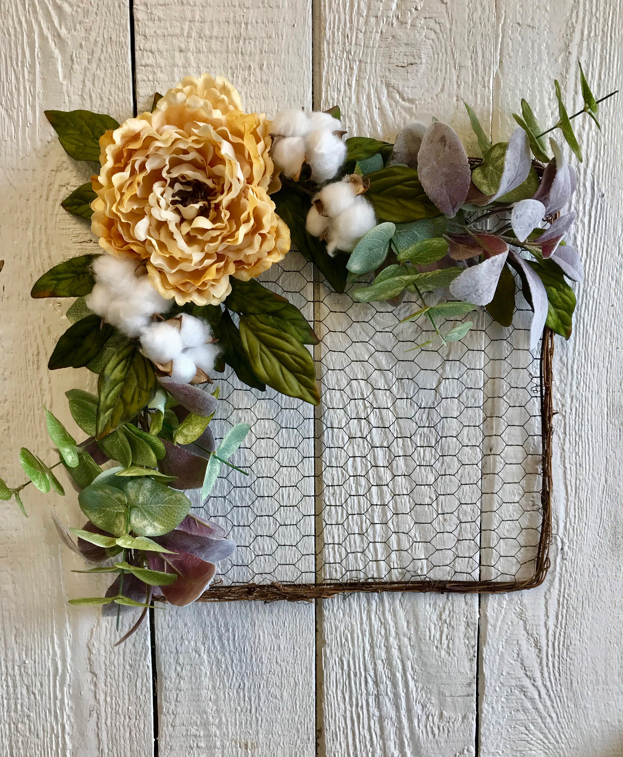 Square Chicken Wire Wreath Farmhouse Style Wreath Year Round | Etsy