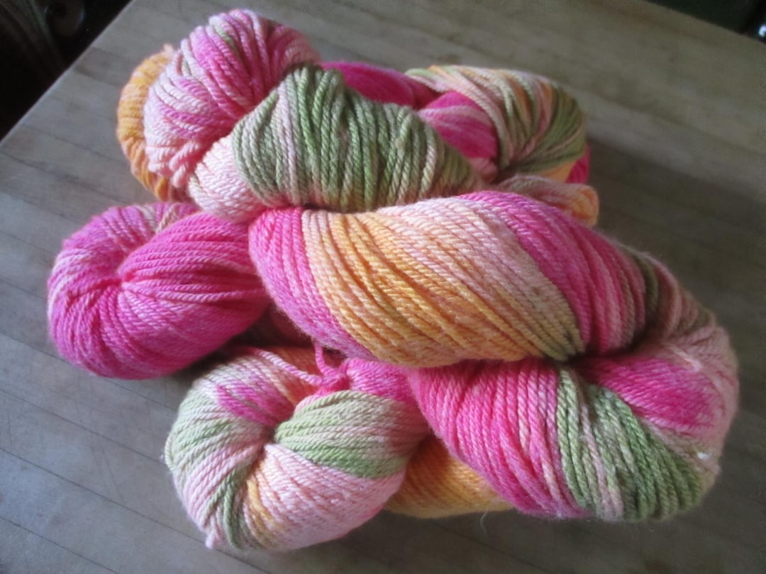 Cormo Light Worsted, American Farm Yarn !! 3 Ply, 200 Yds - Etsy