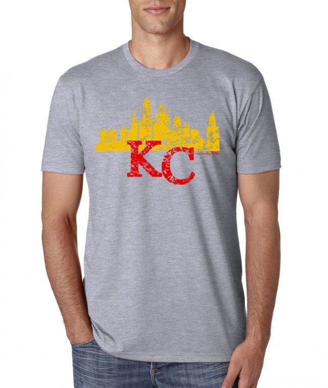 Camiseta De Kansas City Skyline.Kansas City Red Gold T-Shirt.Kc. Camiseta KC. Camisa de Kansas ...