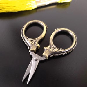 Beautiful, Tiny Gold Finished Specialty Embroidery Scissors - Etsy