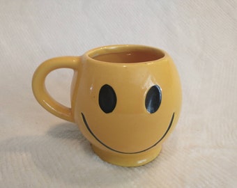 Vintage Mccoy Smiley Face Mug | Nostalgic Retro Kitschy Kitchen Mug ...