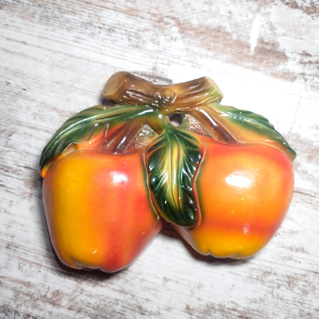 Mid Century Chalkware Apples | Vintage Kitchen Chalkware Fruit Decor ...