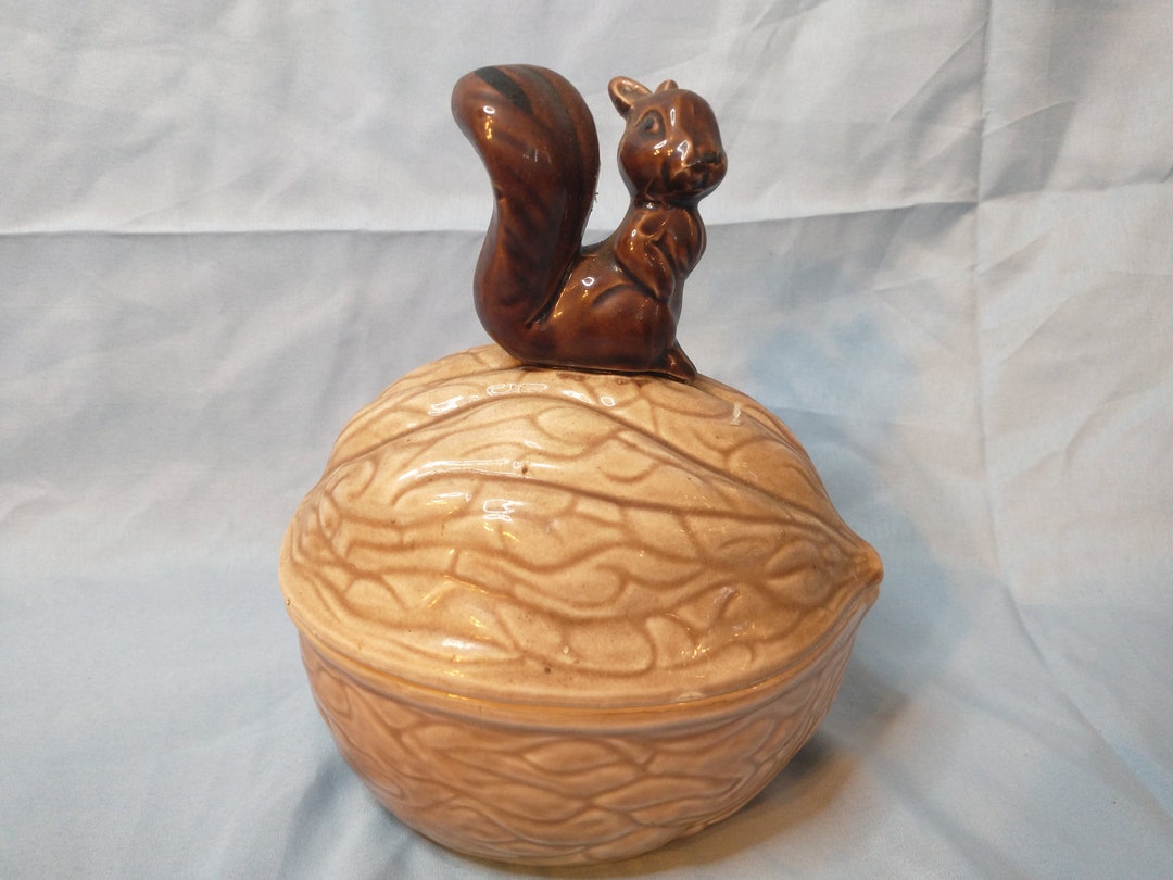 Squirrel on Nut Dish | Vintage Nut and Candy Dish | Vintage Squirrel ...