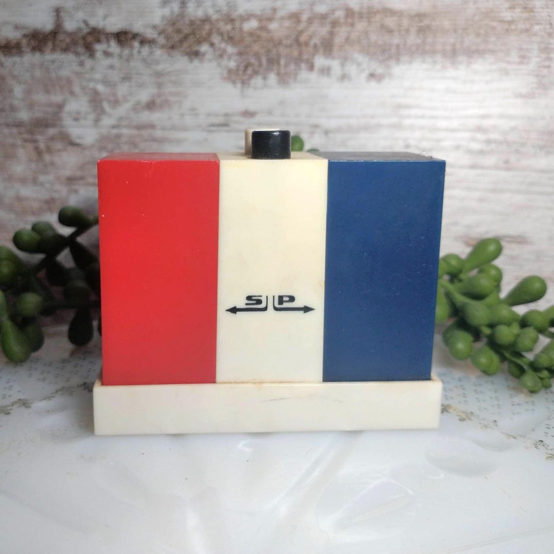 Vintage Red Push Button Salt & Pepper Shakers: 1950s Kitchen Decor - Etsy