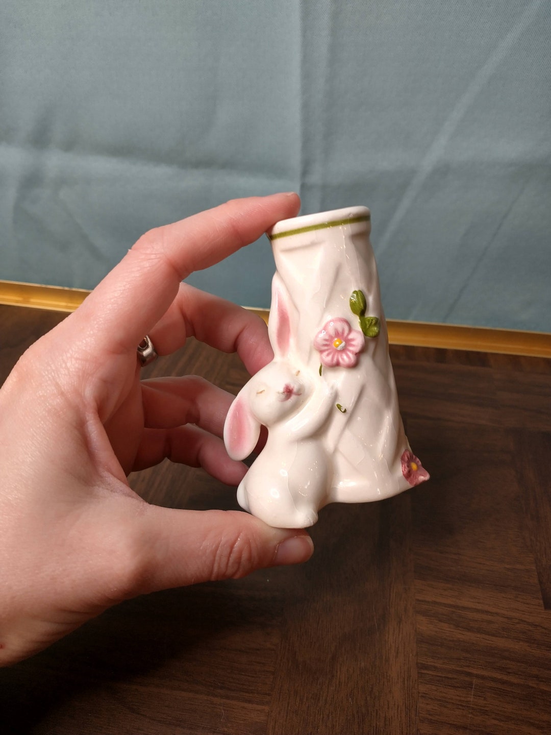 Pink and White Bunny Vase by Avon | Pink Bunny Rabbit Vase | White/pink ...
