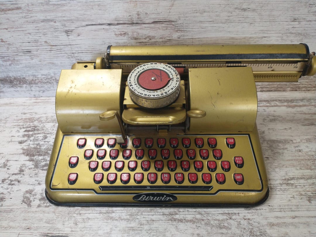 Tin-type Children's Typewriter | Vintage Metal Toy Typewriter by Berwin ...
