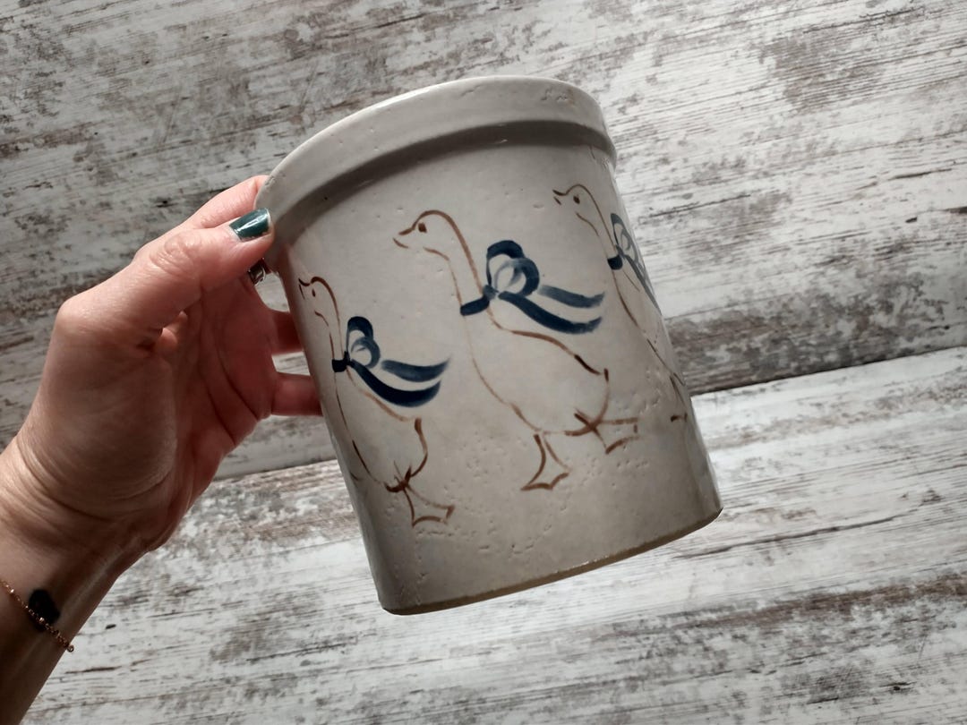 Vintage Duck Crock | Vintage Crock | Roseville Crock W/ Ducks | 90s Mom ...