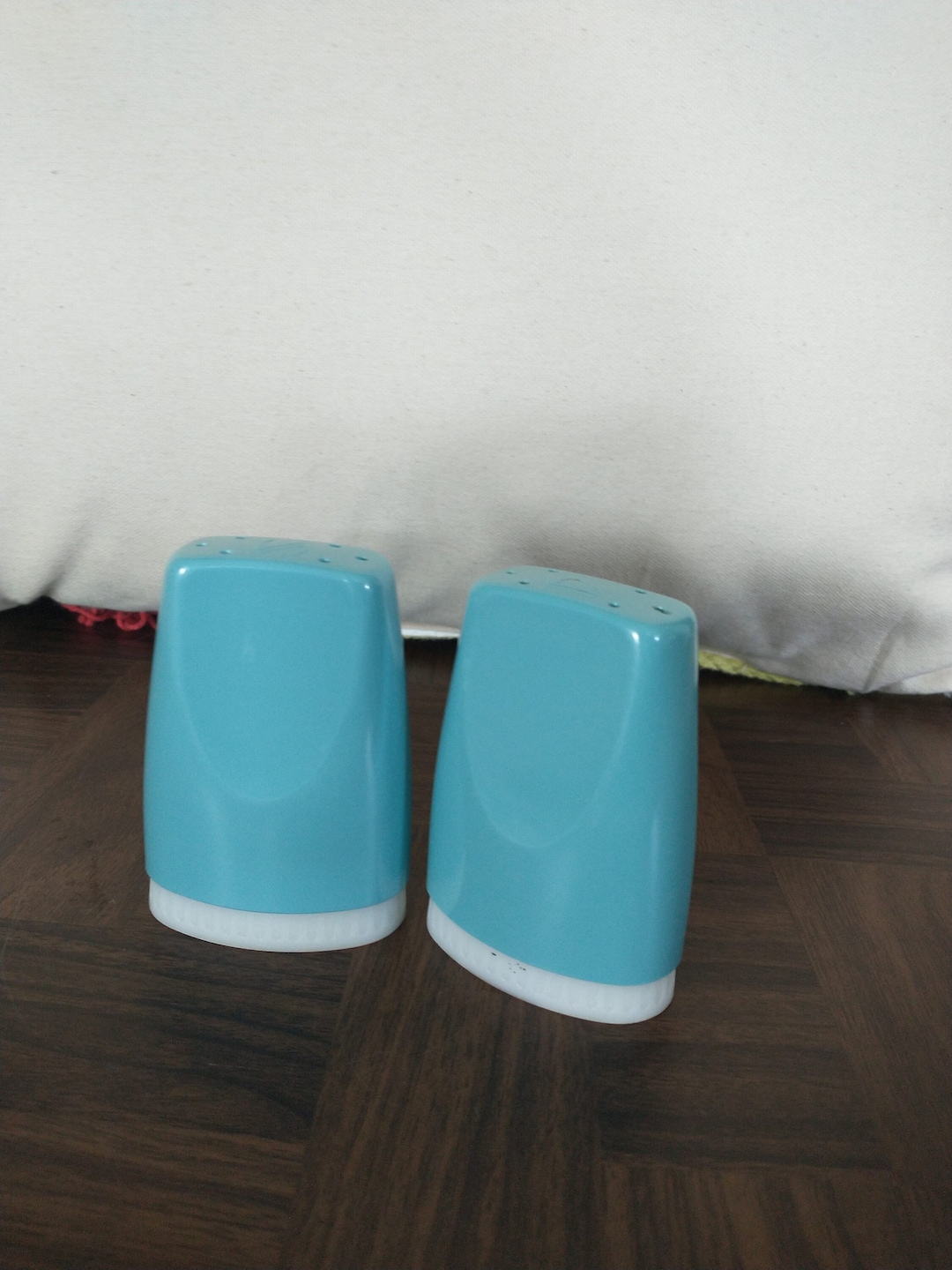 Aqua 1950s Salt and Pepper Shakers | Plastic 50s Salt and Pepper ...