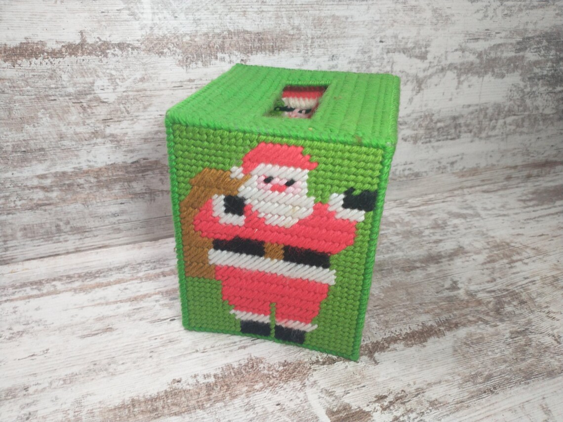 Vintage Yarn Art Santa Tissue Box Cover: Handmade Christmas Decor - Etsy