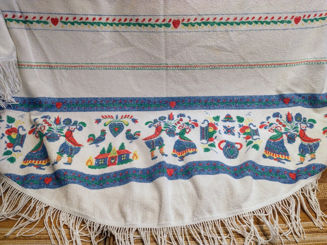 Vintage Penn Dutch Table Cloth | Pyrex Friendship Inspired Tablecloth ...