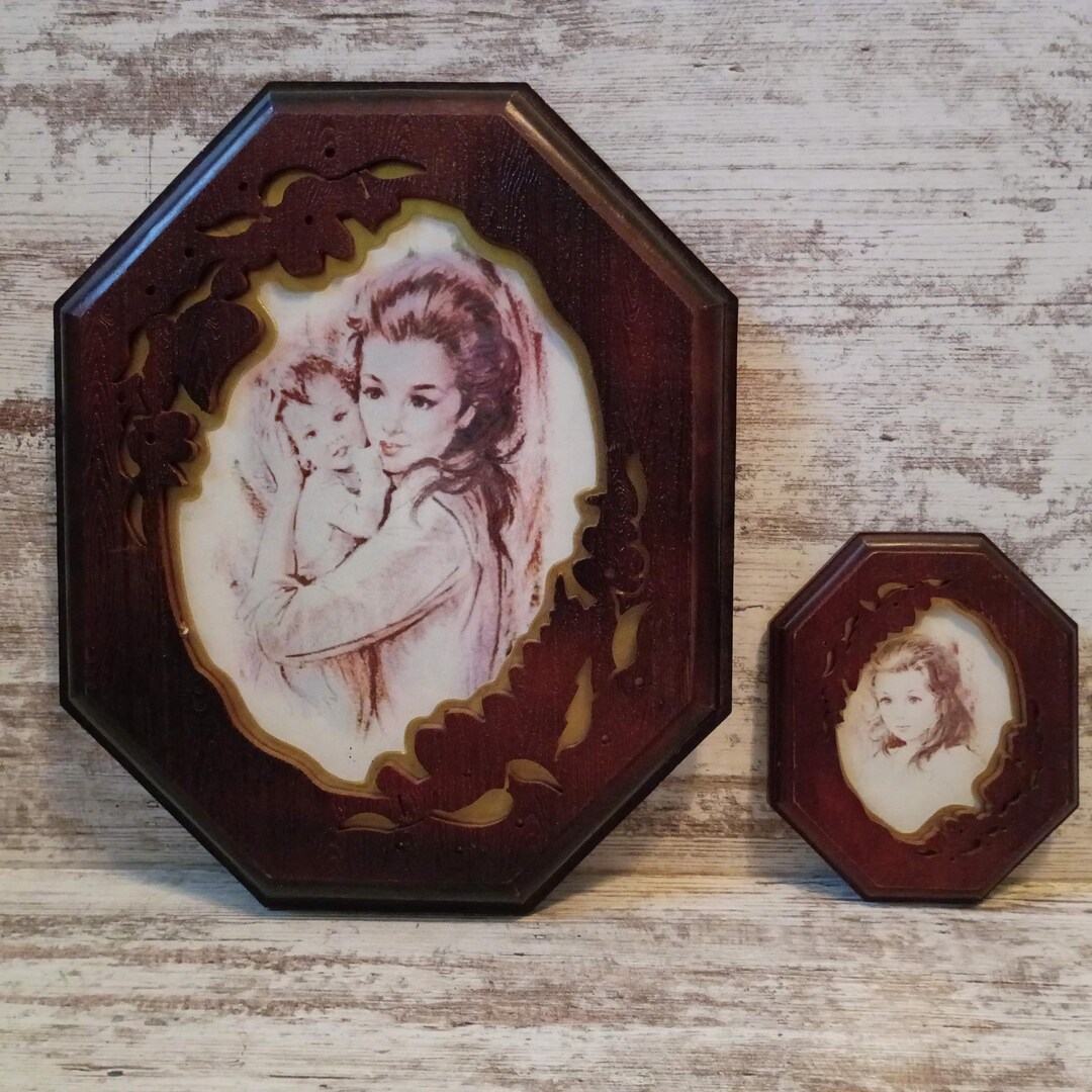 Vintage Octagon Frame Set: 1970s Gold Accent Display Pieces - Etsy
