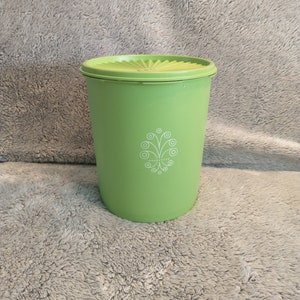 Green Tupperware Container With Lid | Vintage Tupperware Container W ...