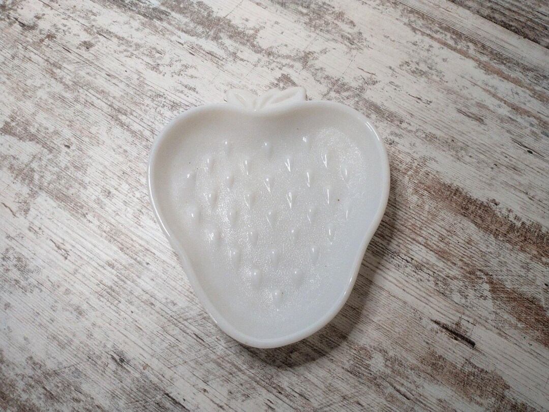 Milk Glass Strawberry Plate | Milk Glass Strawberry Trinket Vanity Tray ...