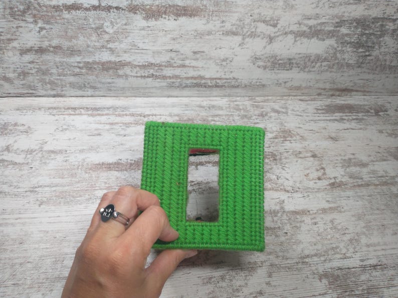 Vintage Yarn Art Santa Tissue Box Cover: Handmade Christmas Decor - Etsy
