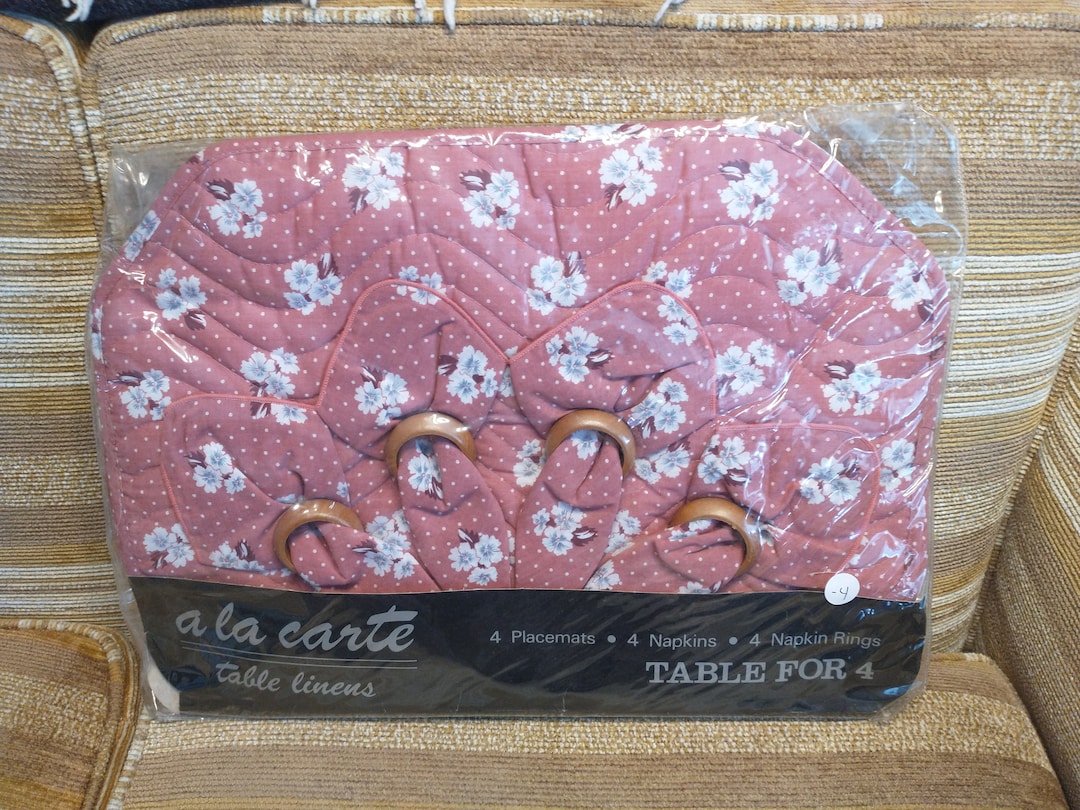 Ruffled 90s New Old Stock Mauve Quilted Placemat Set | Vintage 90s ...